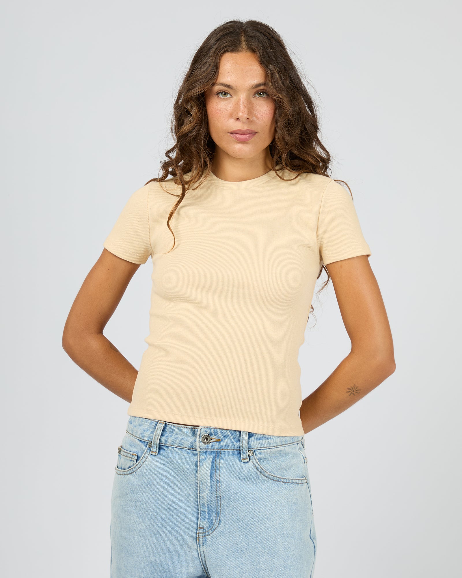 Bella Tee Butter – Silent Theory